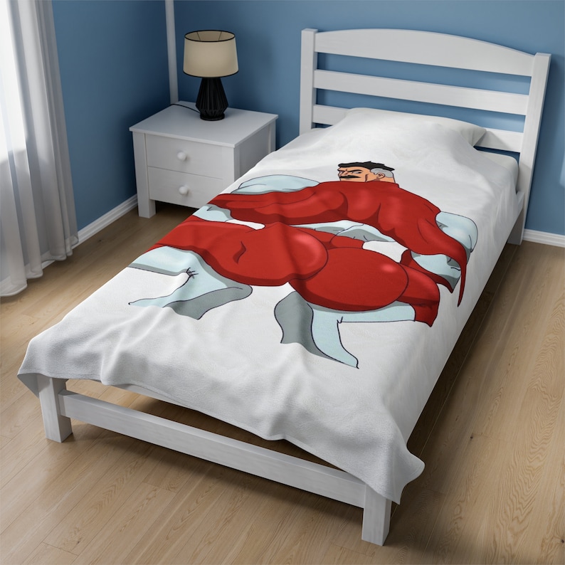 Thicc Omni Man Blanket - Etsy