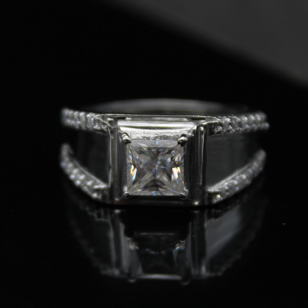 Silver Chunky Men's Ring, Princess Cut Moissanite Gemstone Ring, 1 Ct ...