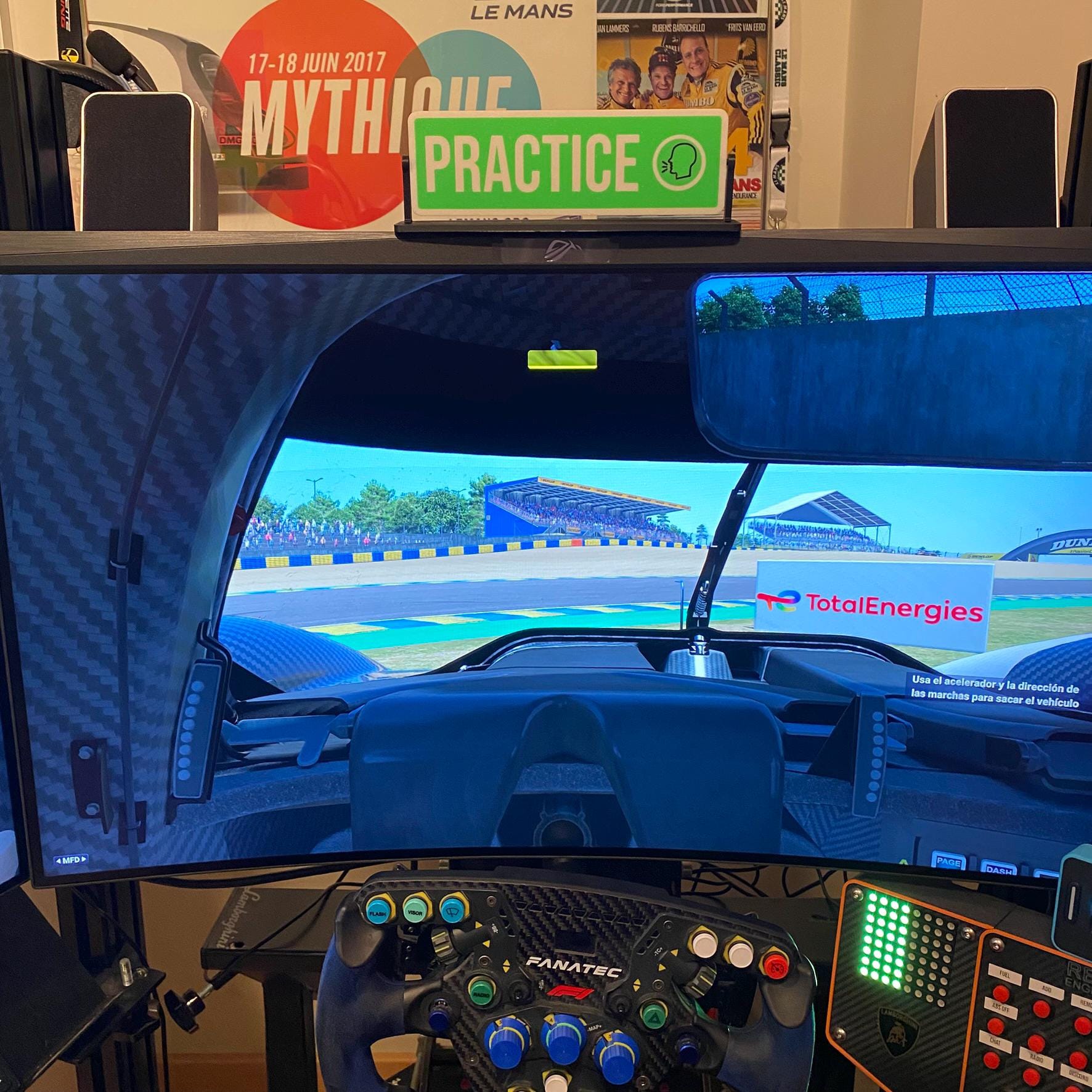 Rotating Sim Racing Do Not Disturb Sign, Which Indicates When You Can ...