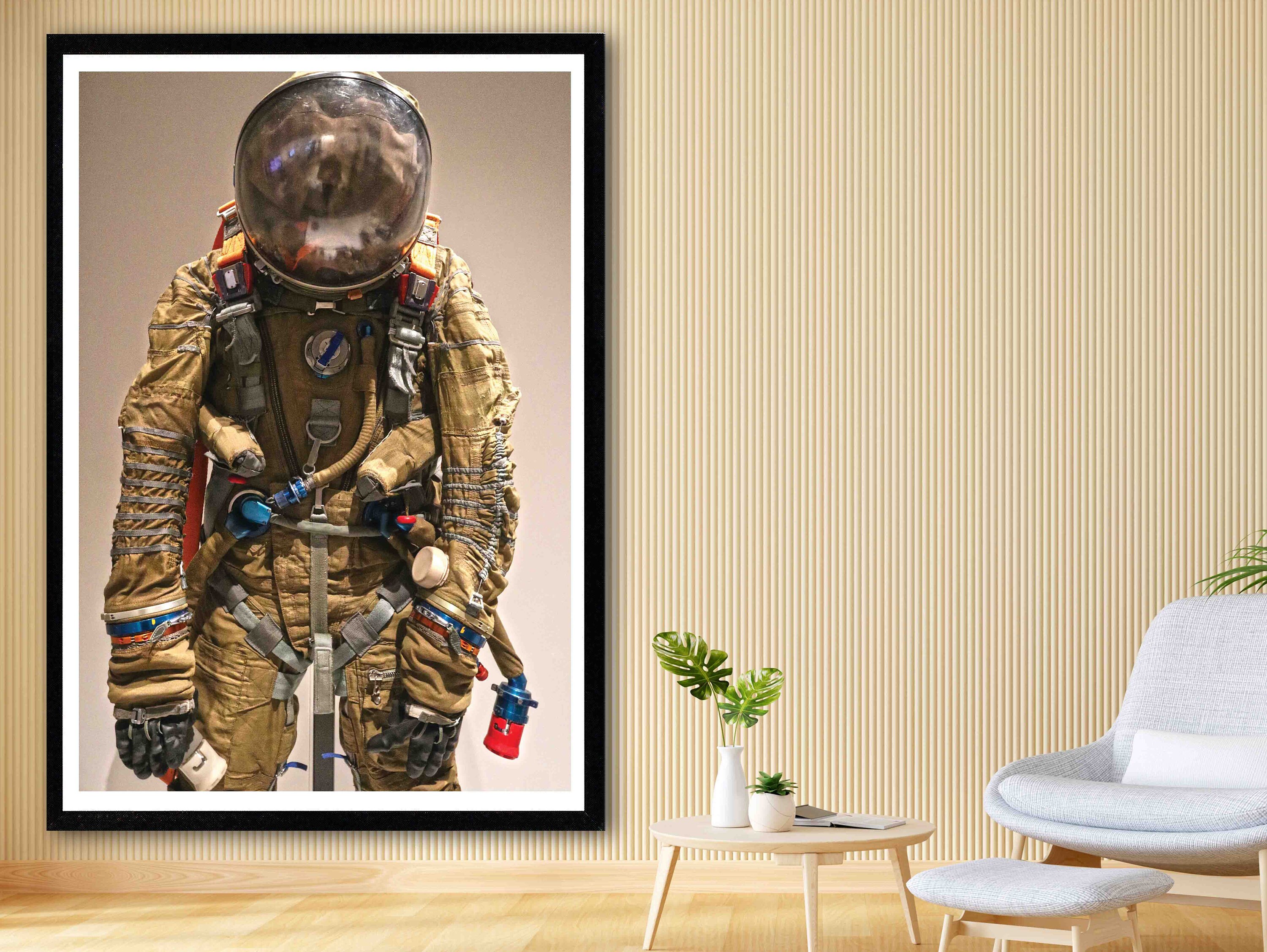 Astronaut Printable Download, Futuristic Architecture, Nasa Wall Art ...