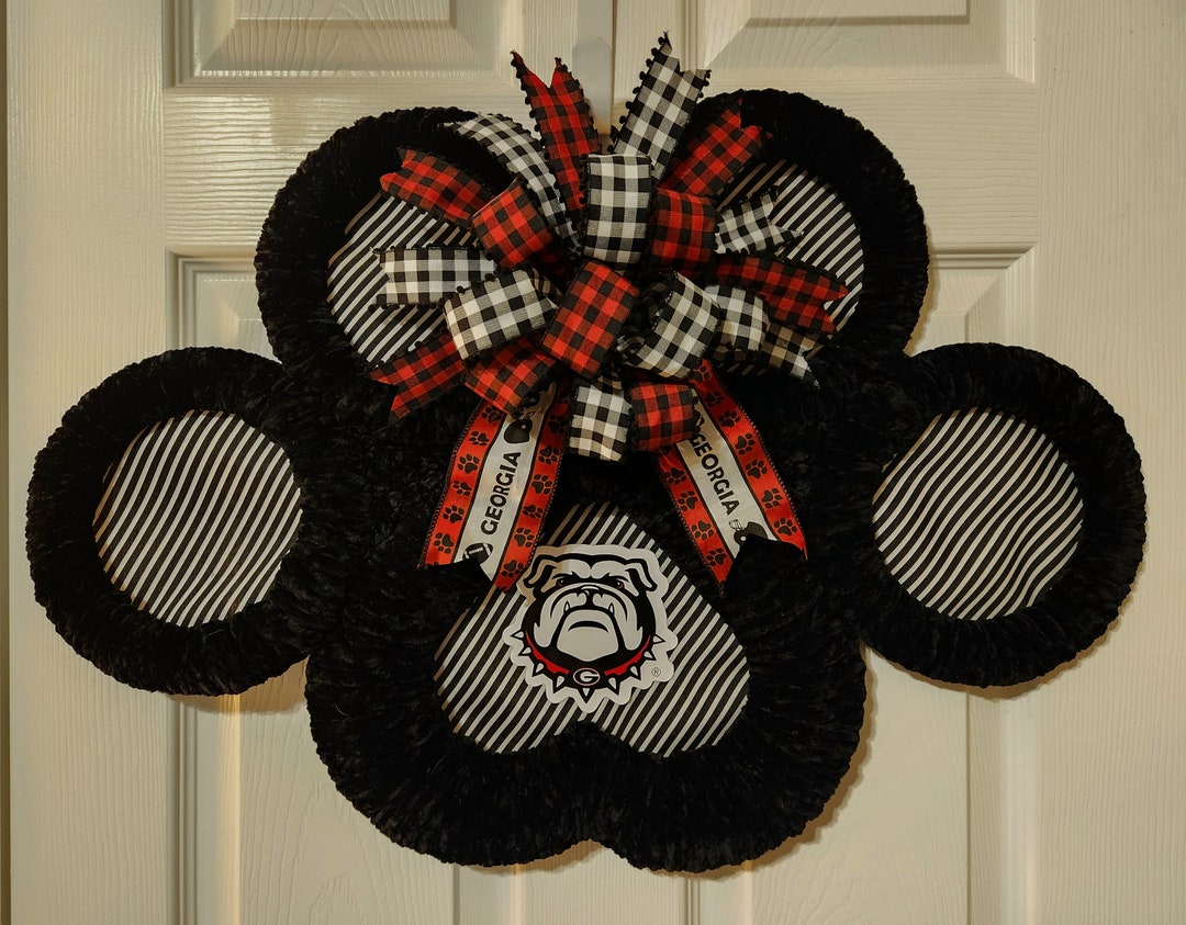 UGA Dog Paw Wreath - Etsy