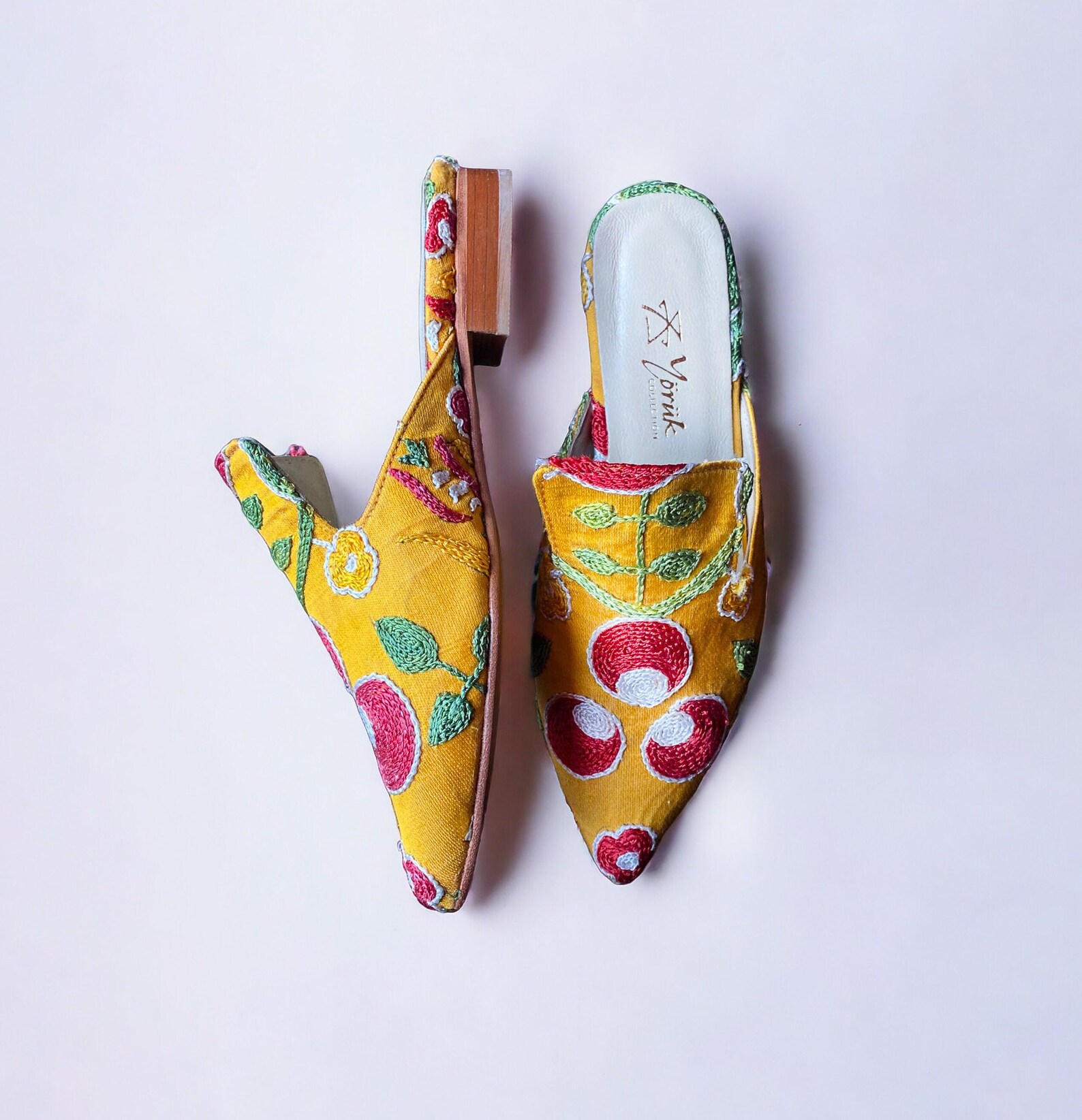 Yellow Suzani Slipper, Luxurious Shoe, Embroidered Slipper, Pointed ...