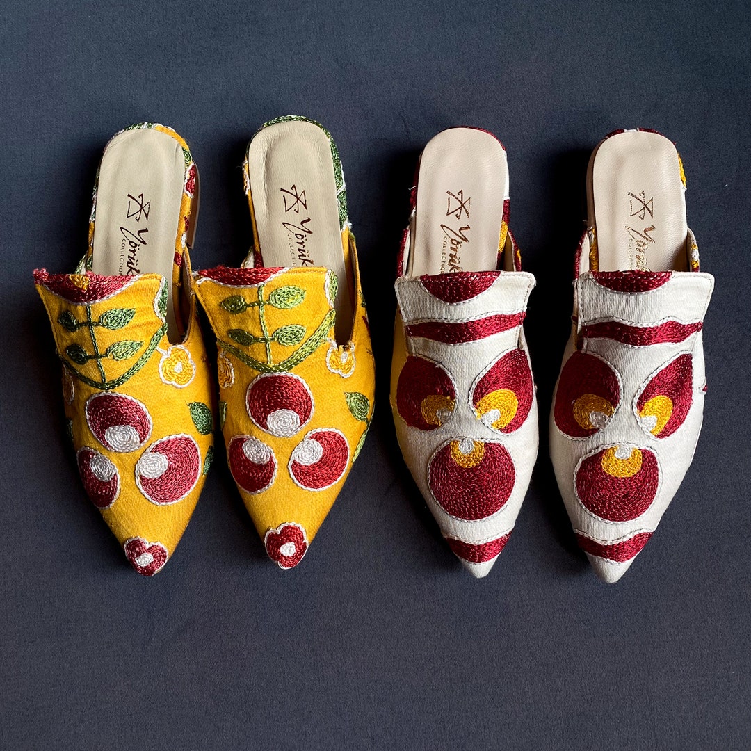 Yellow Suzani Slipper, Luxurious Shoe, Embroidered Slipper, Pointed ...