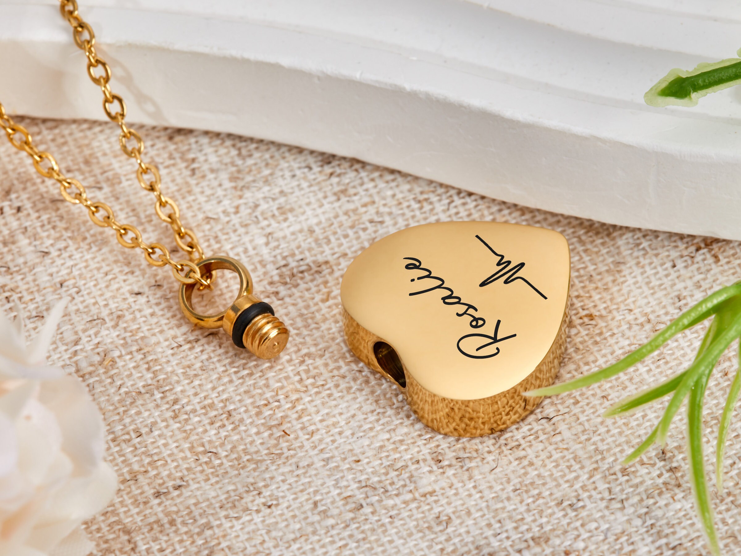 Urn Necklacemini Heart Urn Pendant Necklace Custom Engraved - Etsy