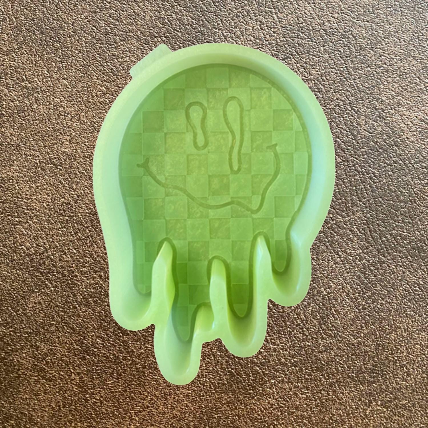 M439 Wonky Checkered Drip Smiley - Etsy