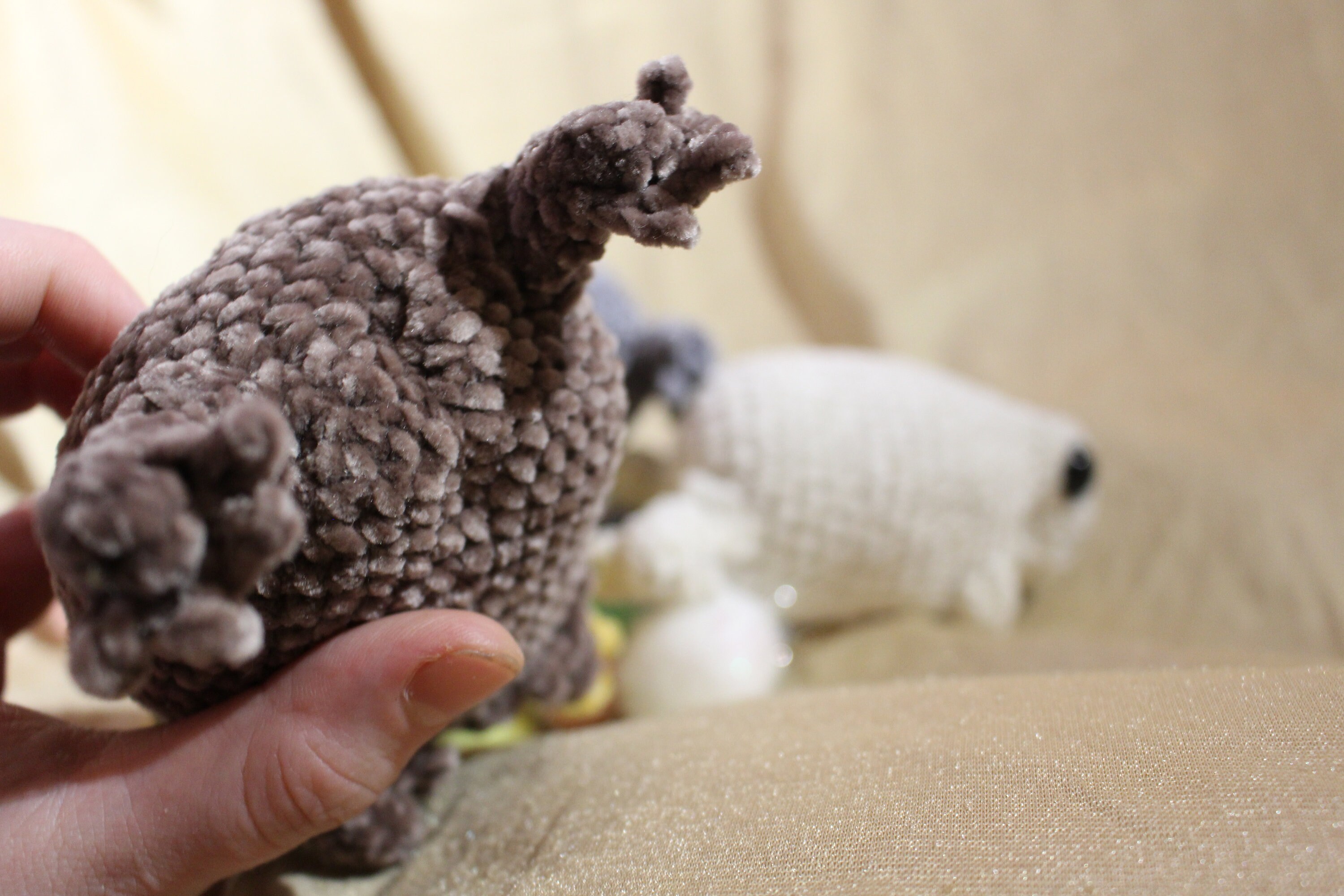 Cute Crochet Rain Frog Plush With Squeaker Inside Grumpy Squeaky Frog ...