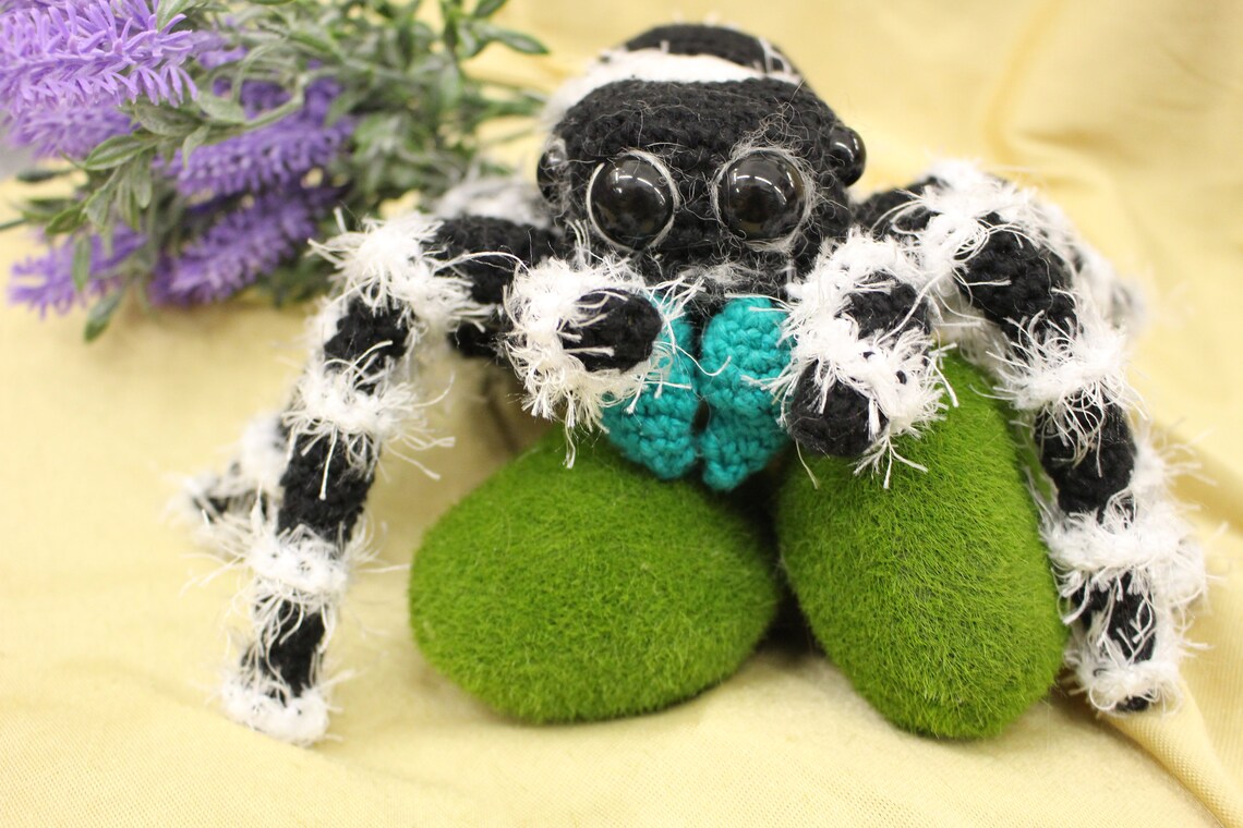 Crochet Pattern Jumping Spider Phidippus Regius Phidippus Audax Crochet ...