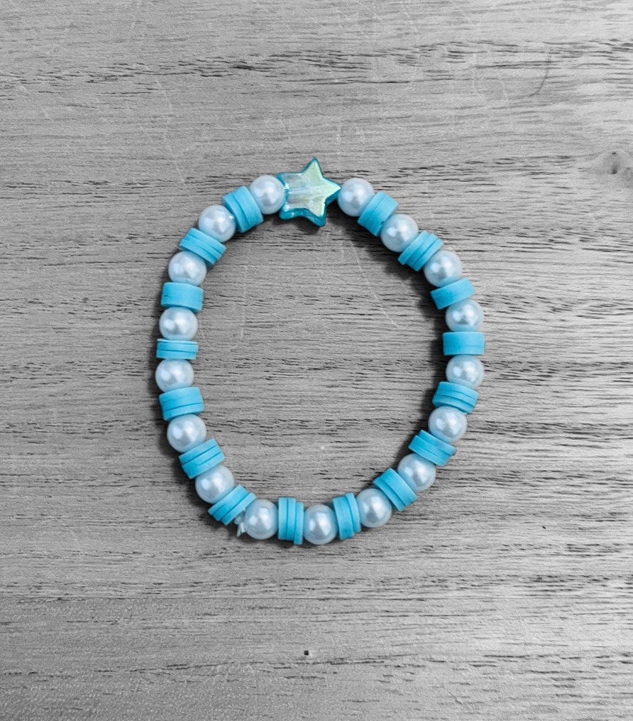 Winter Wonderland Collection/ SELO Snowflake Bracelet/ Frosty the ...