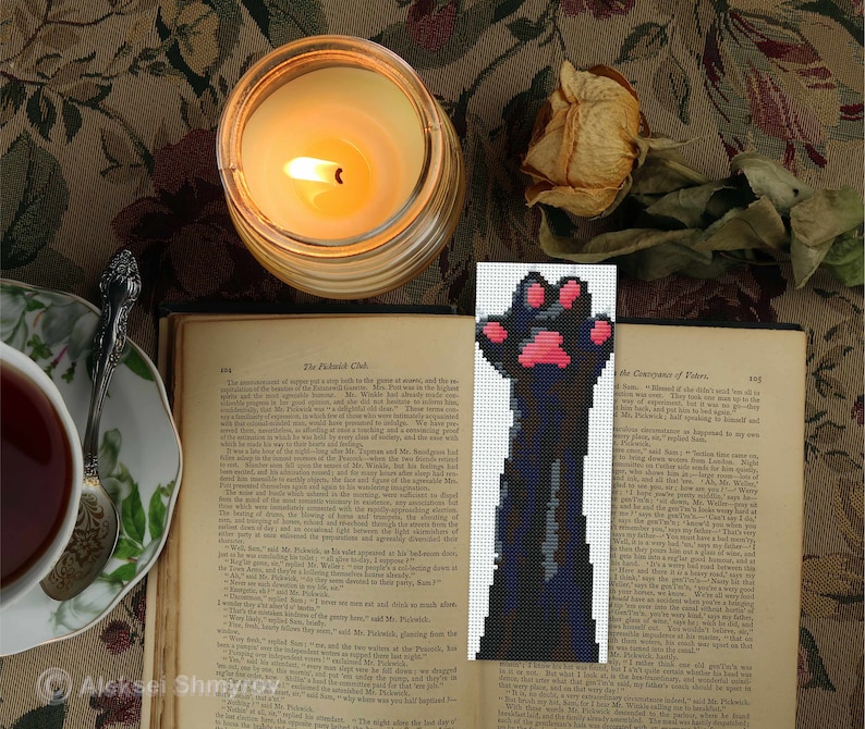 Set of 8 Cat Paws Bookmarks Cross Stitch Pattern, Funny Cross Stitch ...