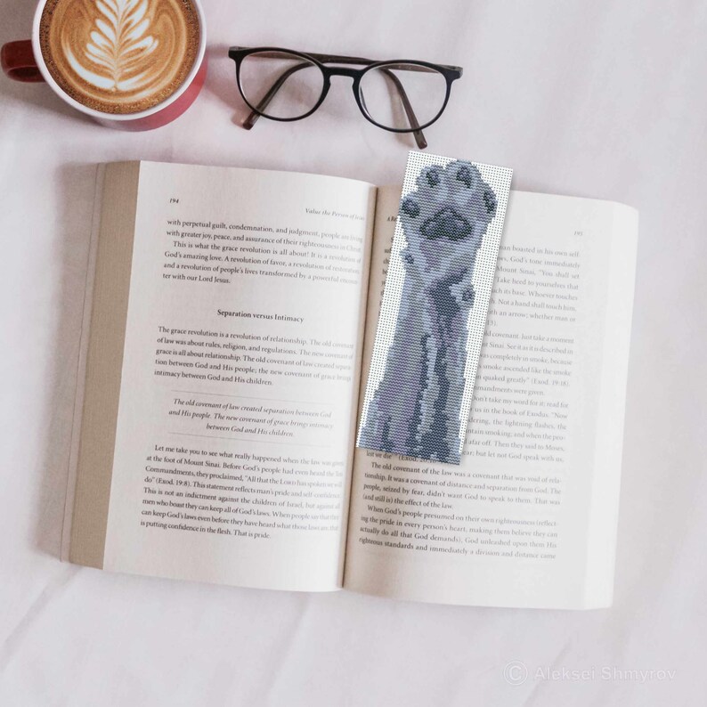 Set of 8 Cat Paws Bookmarks Cross Stitch Pattern, Funny Cross Stitch ...