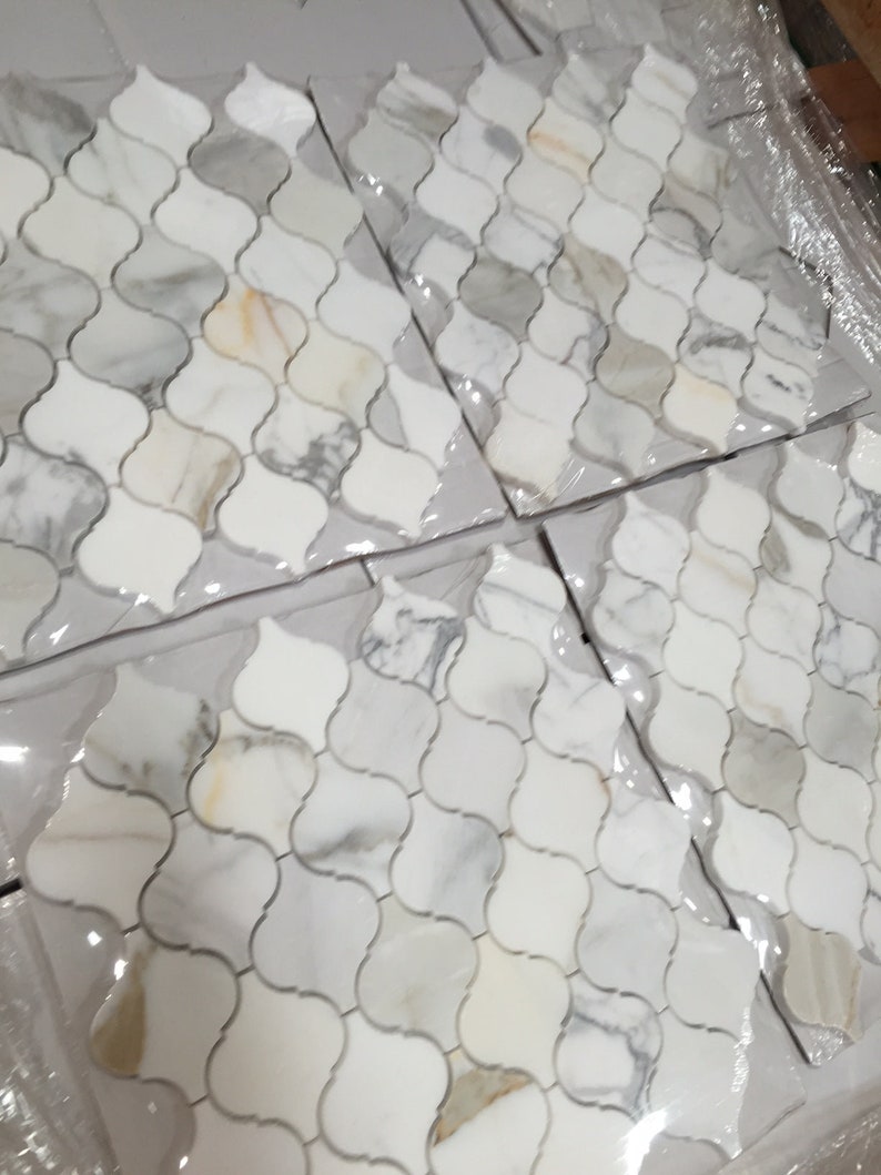 Calacatta Gold Arabesque Mosaic Backsplash and Wall Tile - Etsy
