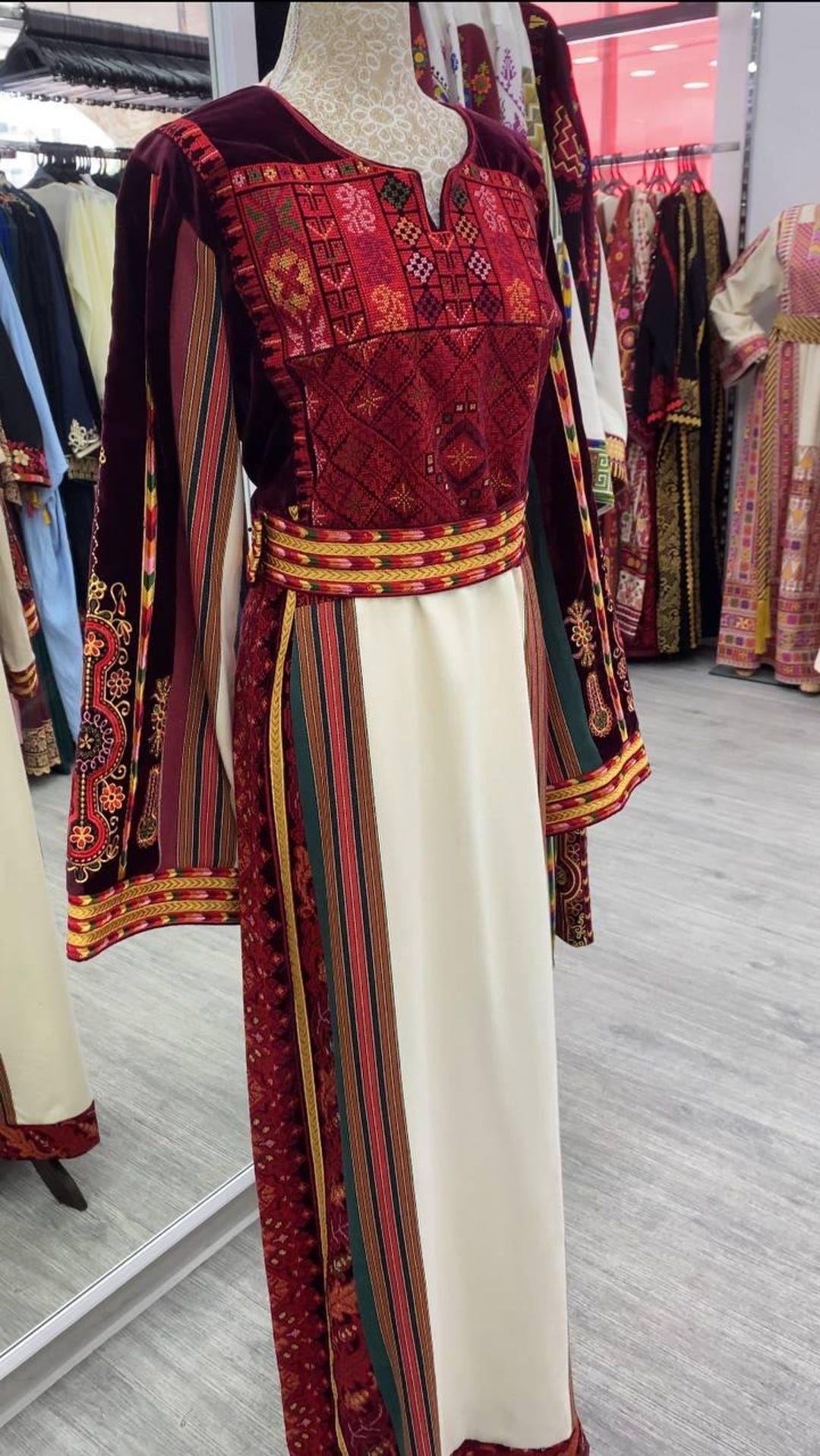 White Thobe Embroidered Palestinian Dress Long Sleeves Kaftan ...