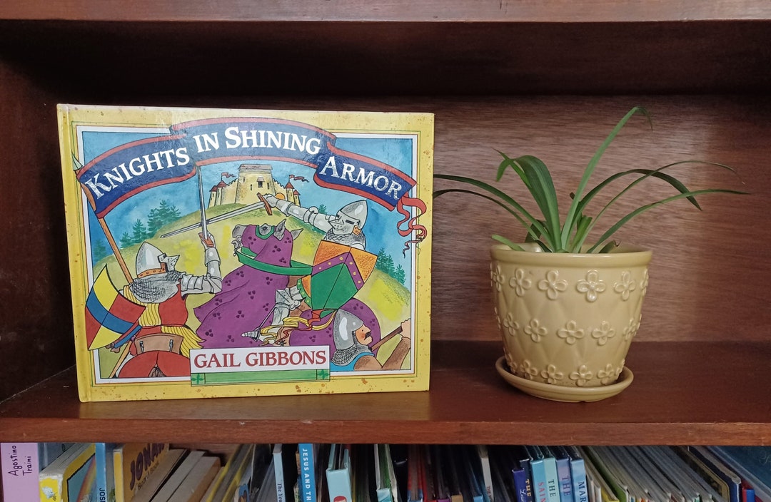 Knights in Shining Armor, by Gail Gibbons, First Edition, Vintage 1990s ...