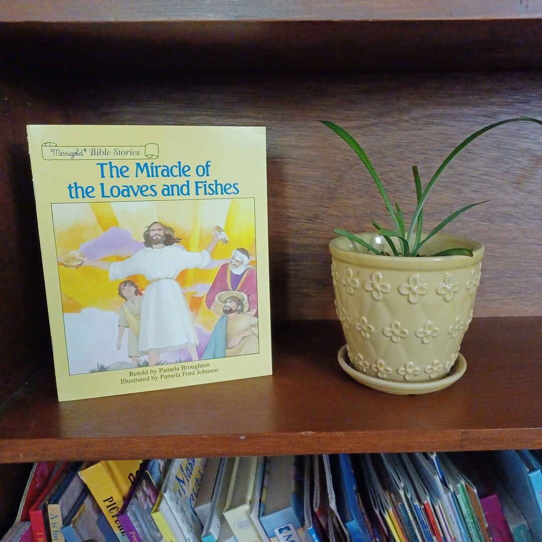 The Miracle of the Loaves and Fishes, Merrigold Bible Stories - Etsy