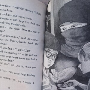 Night of the Ninjas, Magic Tree House #5, by Mary Pope Osborne, Junior ...