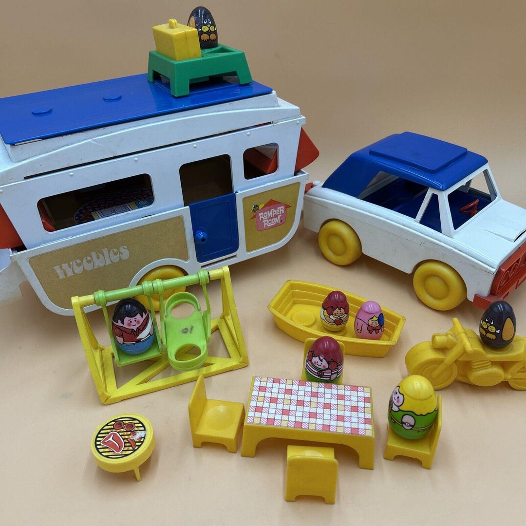 Vintage 1972 Hasbro Weebles Pop-up Camper Car Swing Motorcycle 7 People ...