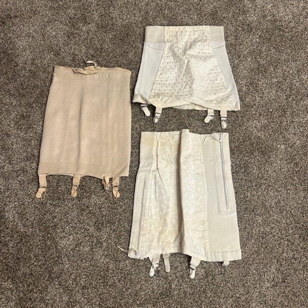 Louis Girdles - Etsy Canada