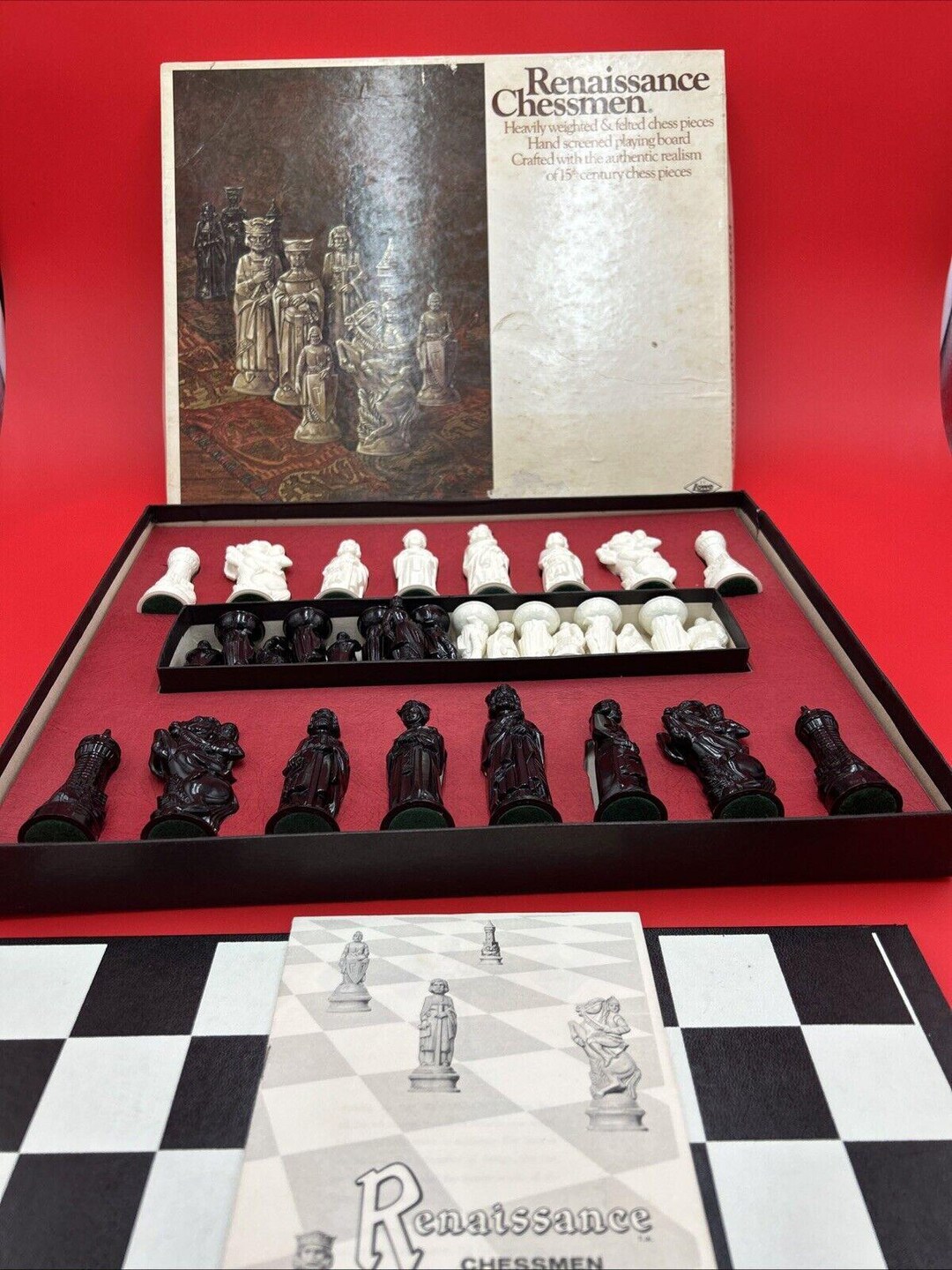 Vintage 1970 E.S. Lowe Renaissance Chessmen Chess Set Complete No. 832 ...
