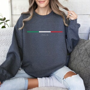 Italia Sweatshirt, Minimalist Italy Flag Crewneck, Italiano Flag Gift ...