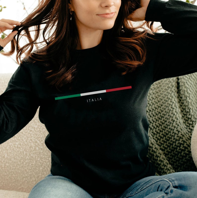 Italia Long Sleeve Tee, Minimalist Italy Flag Shirt, Italiano Flag Gift ...
