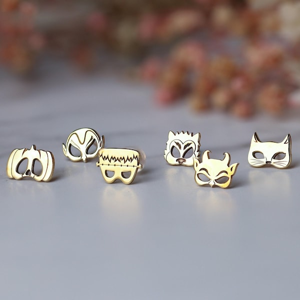 Spooky Jewelry - Etsy