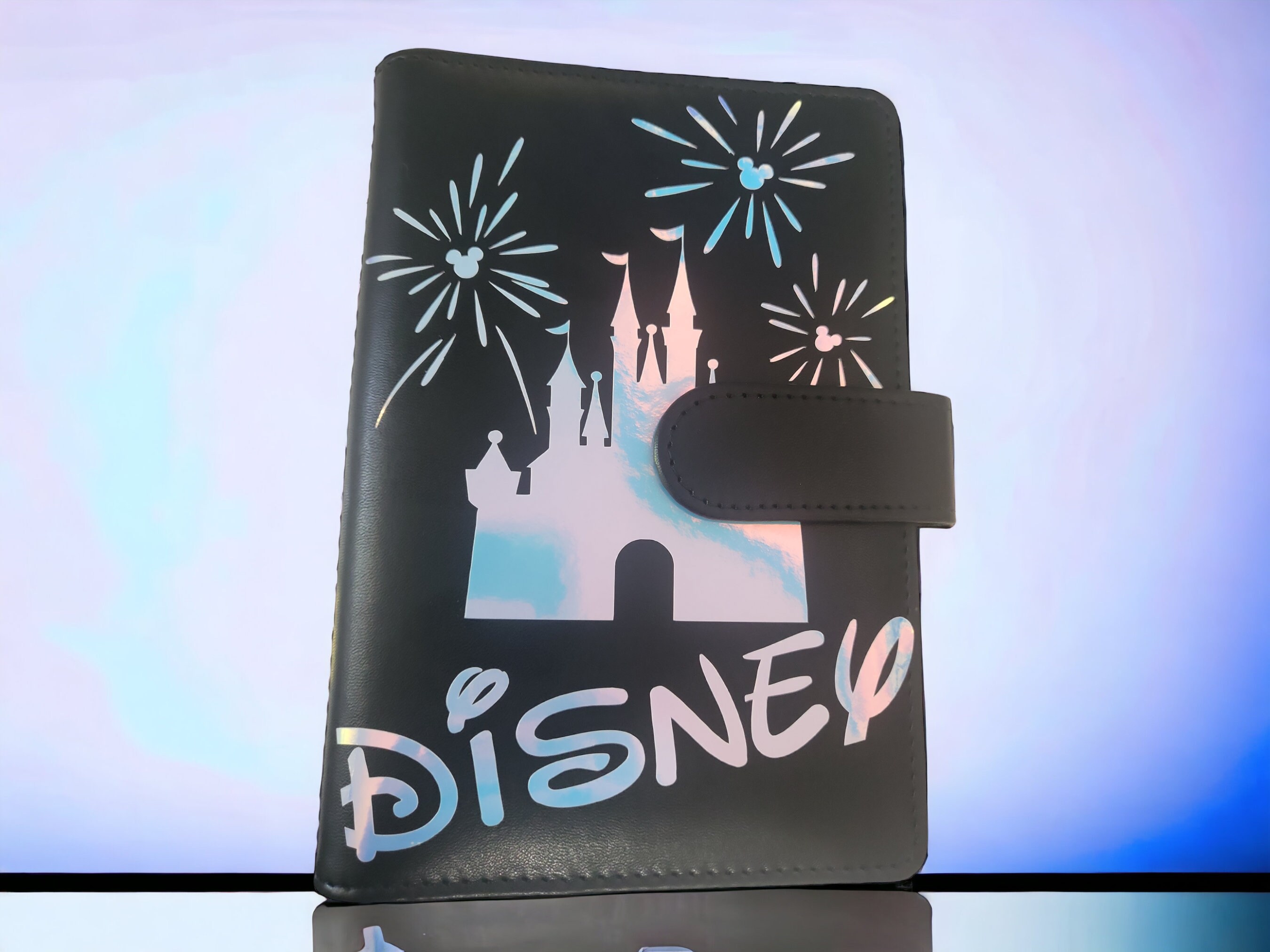 Disney Budget Themed Binder, Free Challenge W Bundle | Glow in the Dark ...