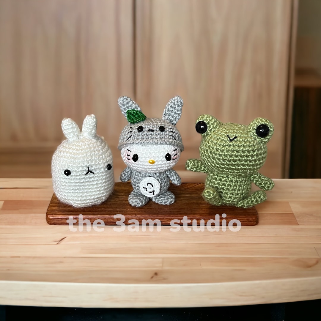 Rectangle Wooden Triple Doll Stand, Crochet Amigurumi Stand, Doll ...