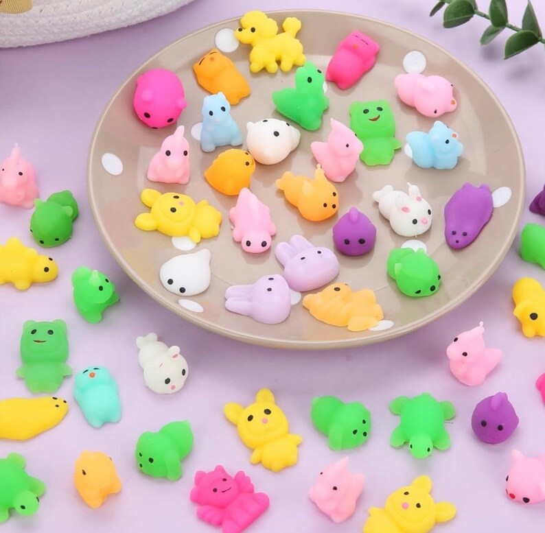 Mochi Squishy Bath Bomb Variety Pack- Dye Free Bath Bombs- Surprise Toy ...