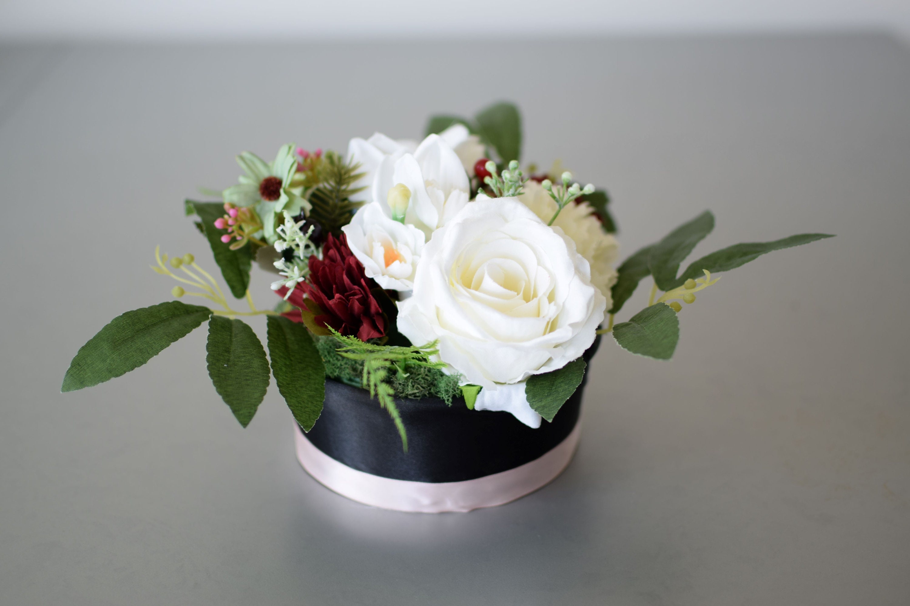 December Birth Month Box Bouquet Paperwhites and Holly - Etsy