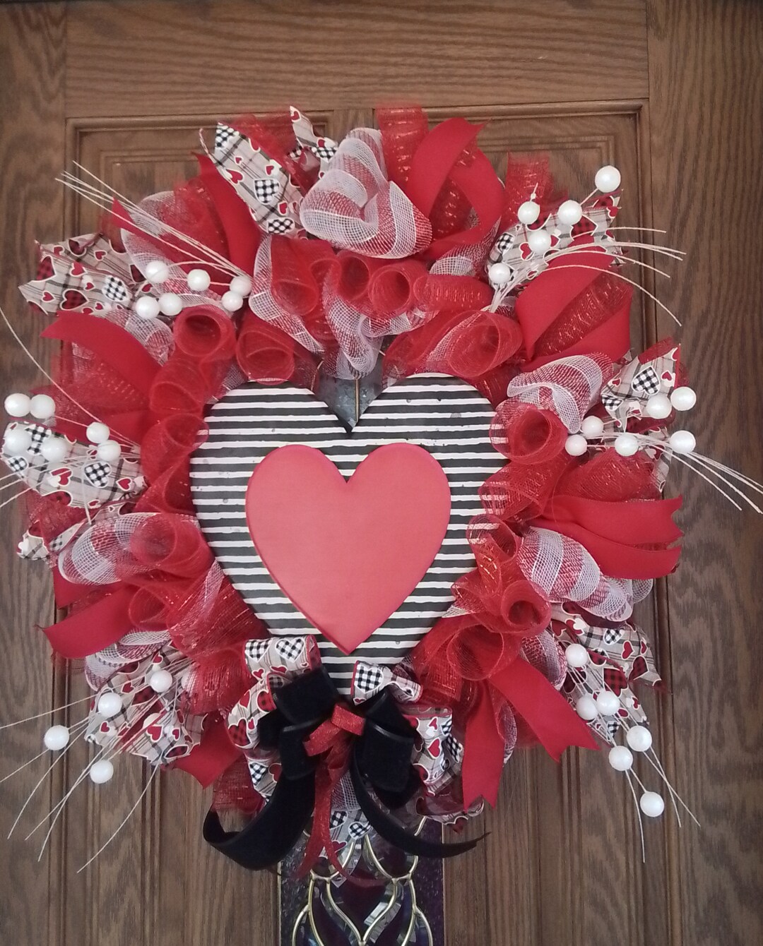 Heart Ashamed Valentine's Day Wreath With Ribbons and Pom-poms ...
