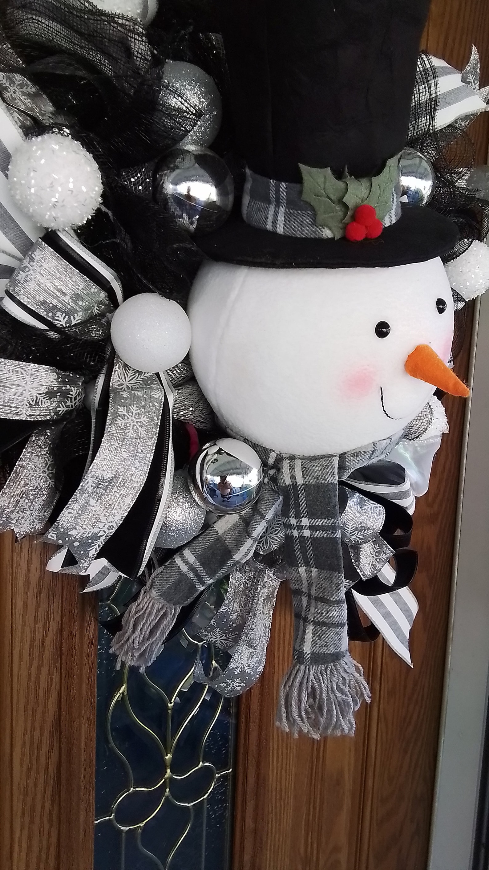 Christmas Snowman Front Door Wreath, 3D Snowman Head Wreath, Black ...