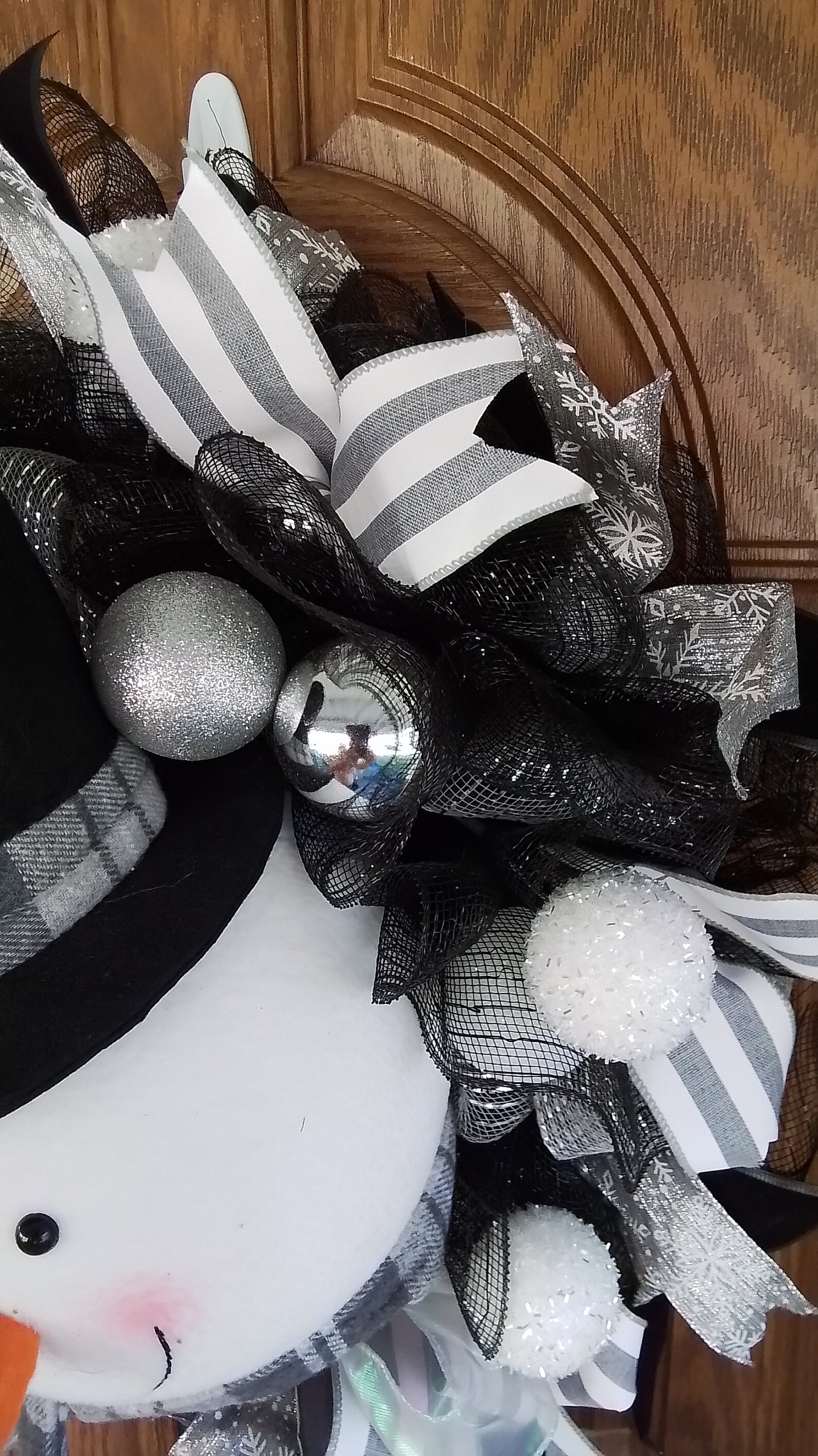 Christmas Snowman Front Door Wreath, 3D Snowman Head Wreath, Black ...