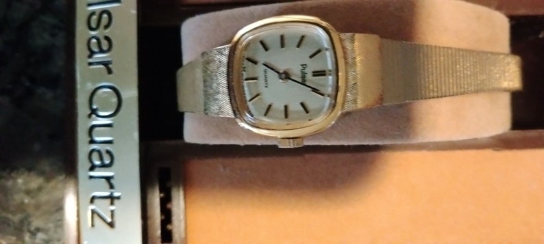 Pulsar Quartz wristwatch - Etsy