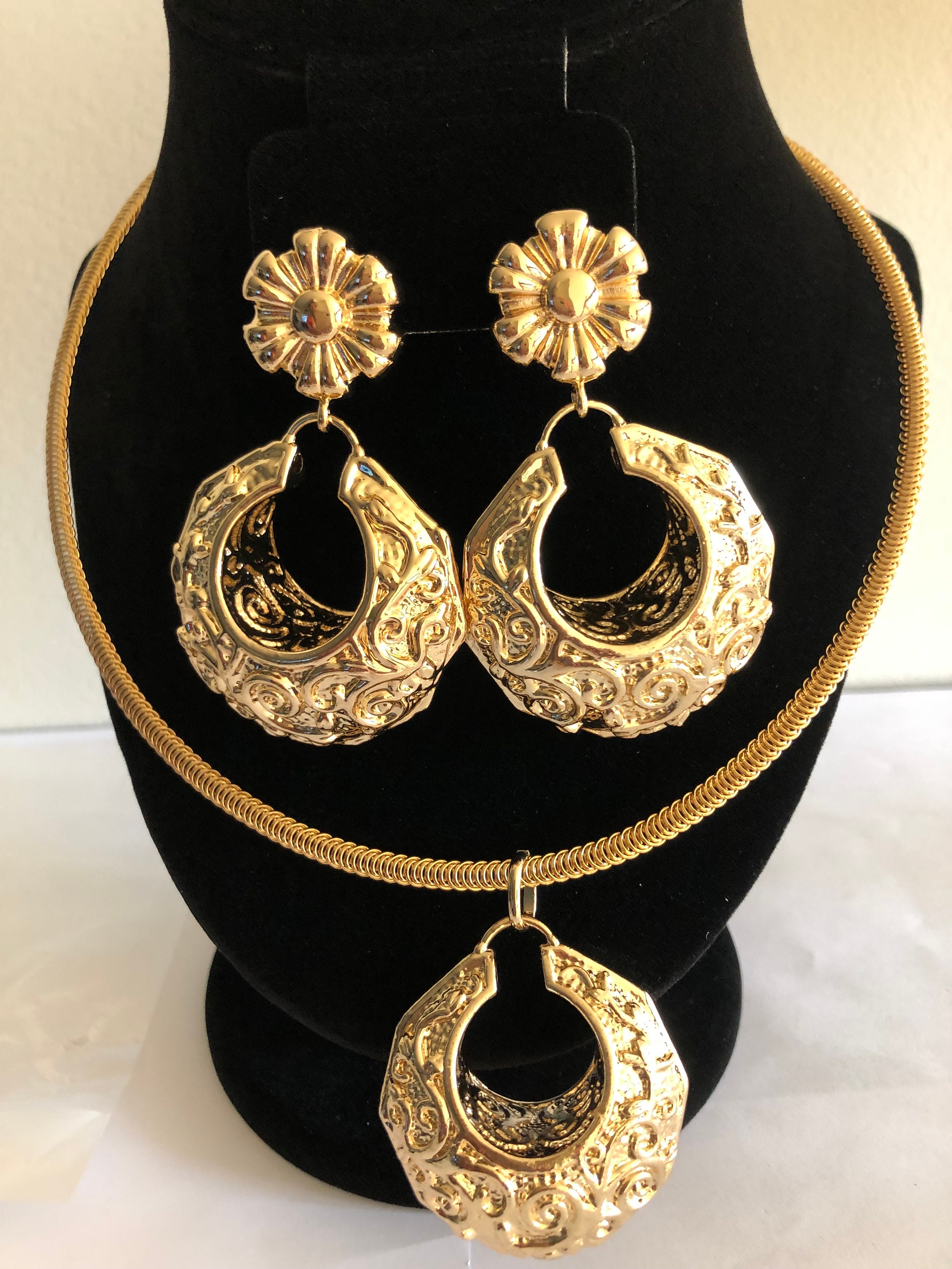 Luxury Chunky Italian Gold Design Earrings & Pendant. Non - Etsy