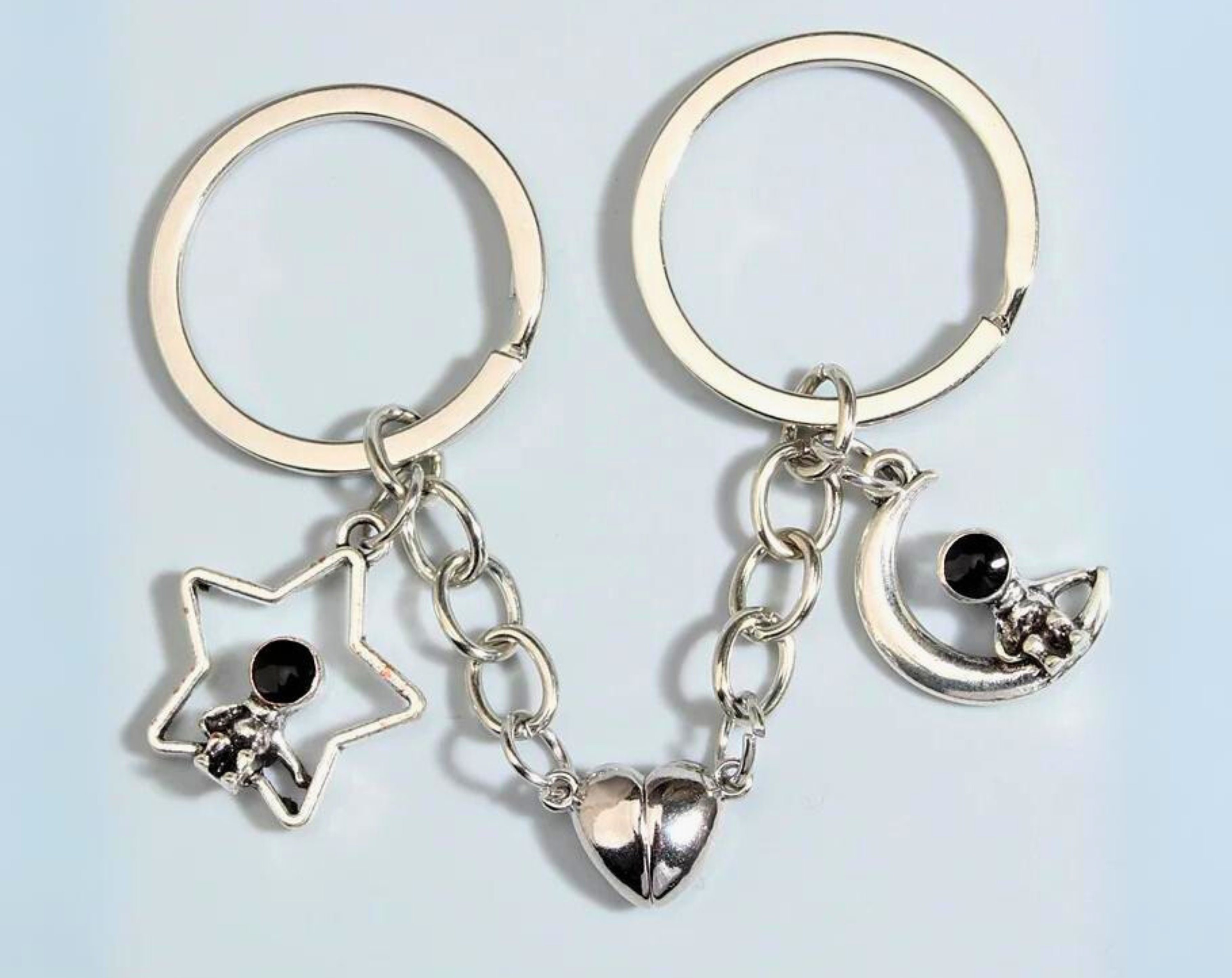 Cute Couple Loving Magnetic Connect Astronaut Keychain Charm Astronaut ...