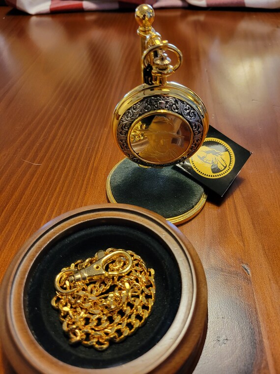 Collector John Wayne Pocket Watch w/glass dome- Frank… - Gem