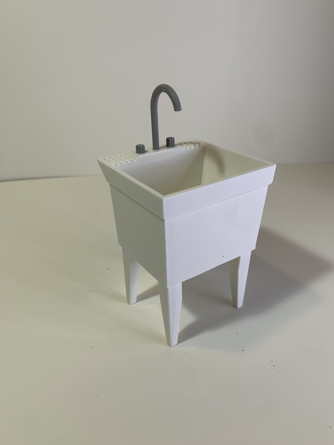 1/10 True to Scale Shop Sink. Perfect for Rc Garage or Diorama - Etsy