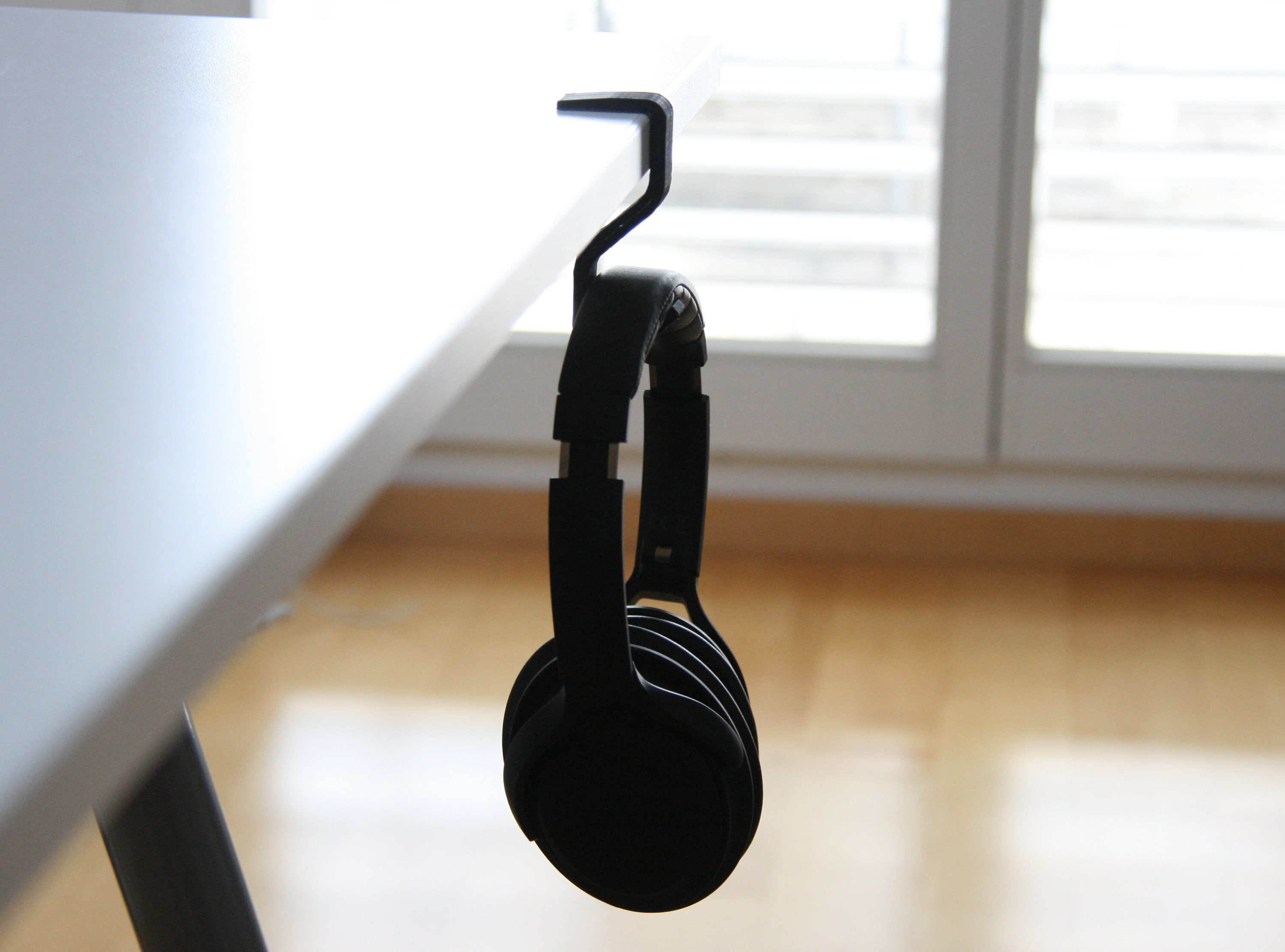 Table Hook - Office Bracket - Tabletop Wallet Hanging - Pocket Hanger ...