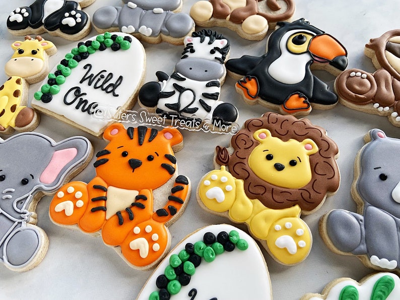 Wild One Decorated Cookies, Jungle Cookies, Zoo Theme Cookies, Zoo ...