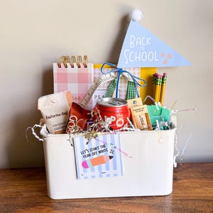 First Day of School Gift Tag, Back to School Gift Tags Pencils, Teacher ...