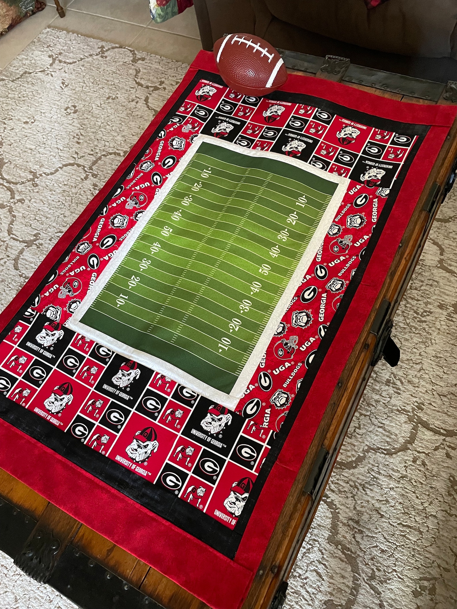 Georgia Bulldogs Table Decor! - Etsy