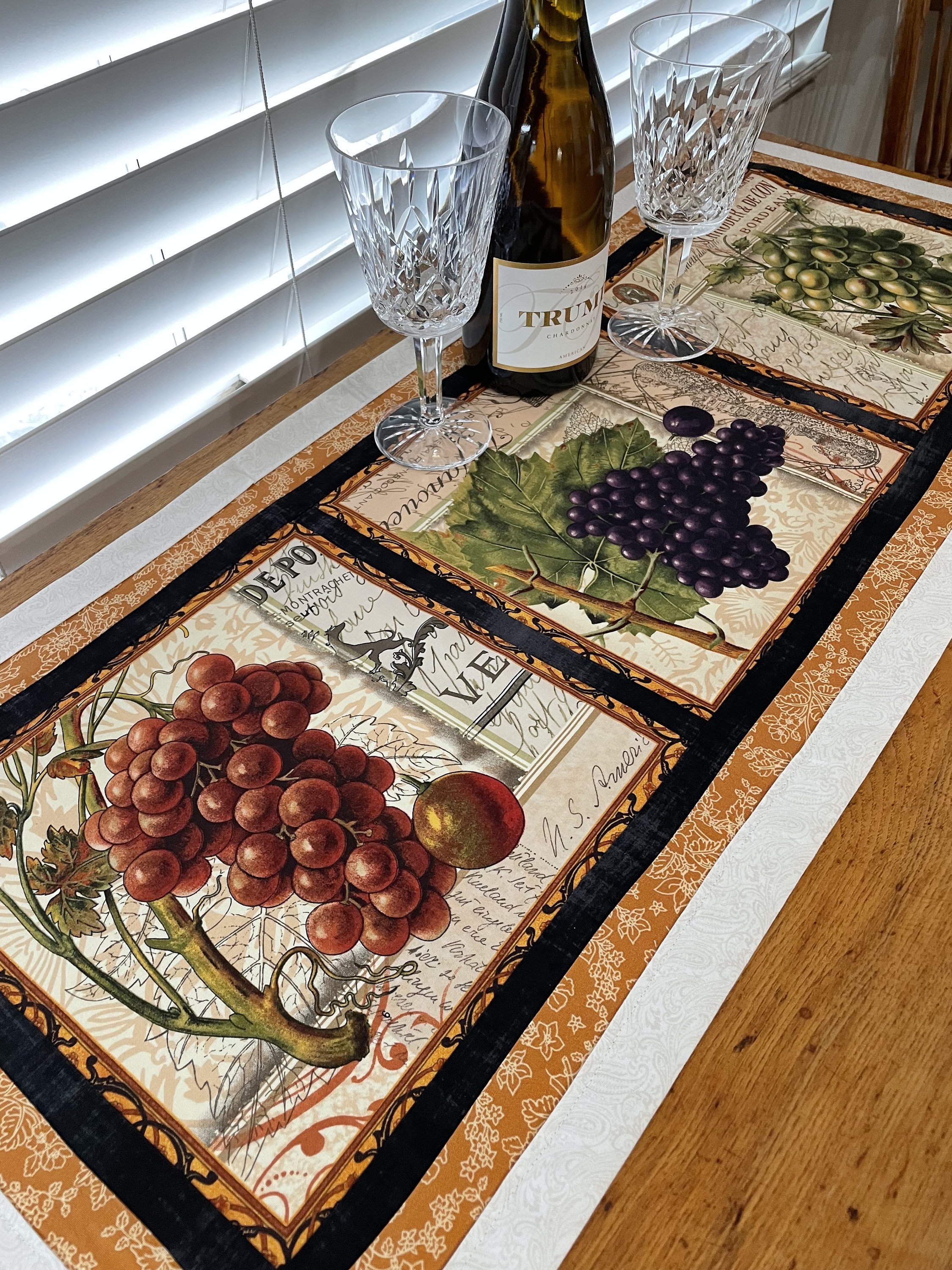Wine Table Decor With Grapes! Gorgeous Fabrics Combined and Lined ...