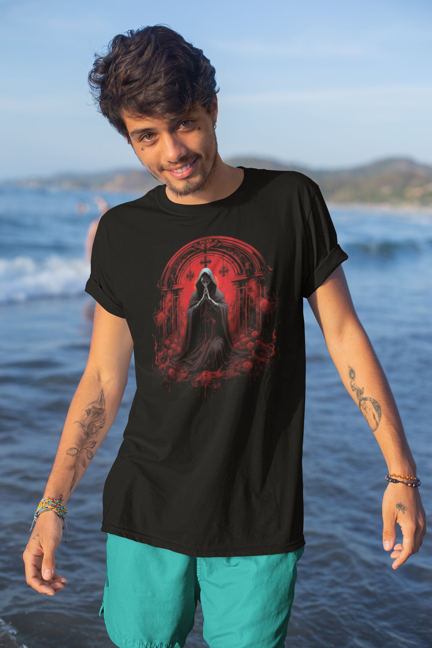 Dark Priest Praying Unisex Goth T-shirt - Etsy