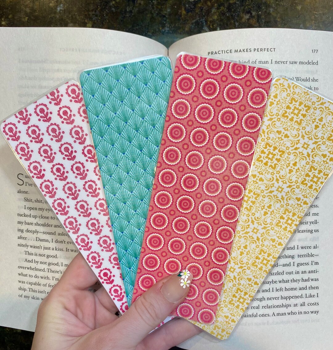 Sunny Daze Laminated Bookmark Collection Patterned Paper Bookmarks ...