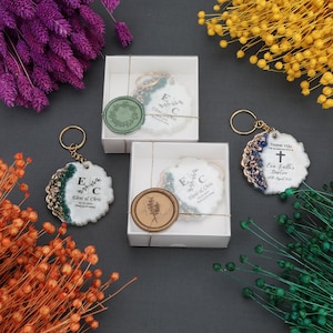 50 PCS Personalized Epoxy Fridge Magnet Favor, Wedding Keychain Favors ...