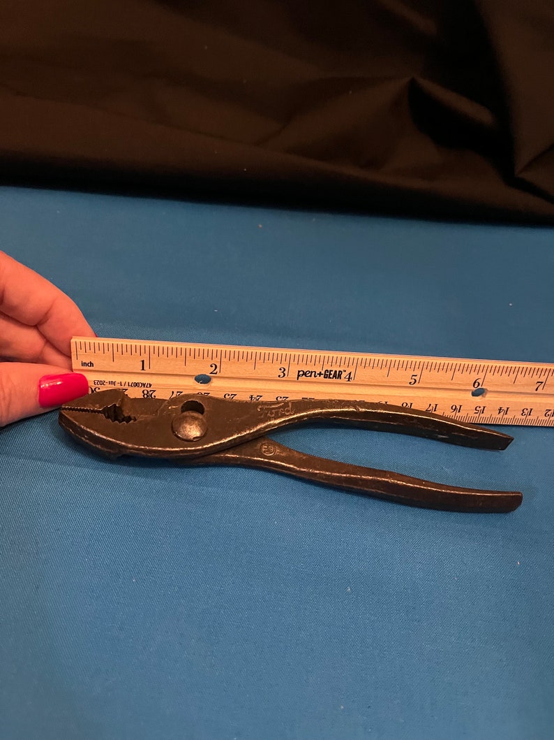 VINTAGE FORD TOOLS Set of Monkey Wrench With Ford Insignia and Pliers ...