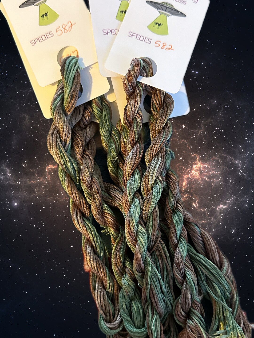 Aliens Among Us Floss SPECIES 582 - Etsy