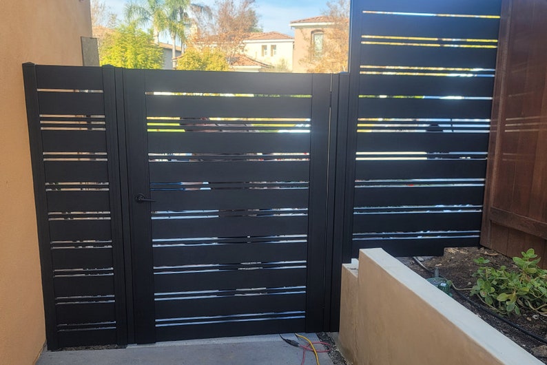 Aluminum Side Gate Kit: Black Powder Coat, Miami Style - Etsy