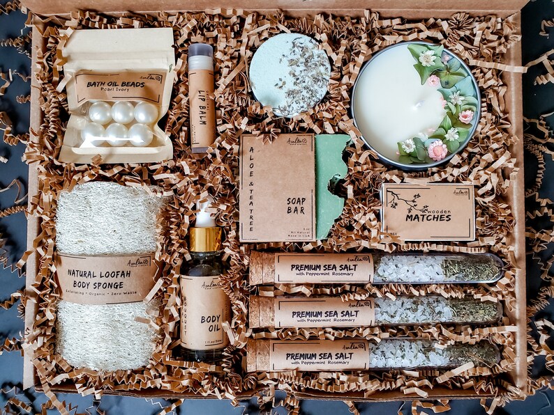 Bath and Body Gift Box, Self Care Basket, Spa Box for Woman, Thinking ...