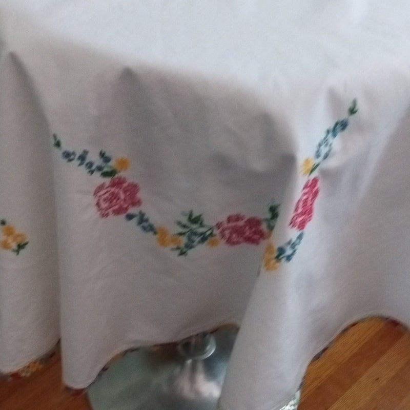 Needlepoint Table Cloth - Etsy